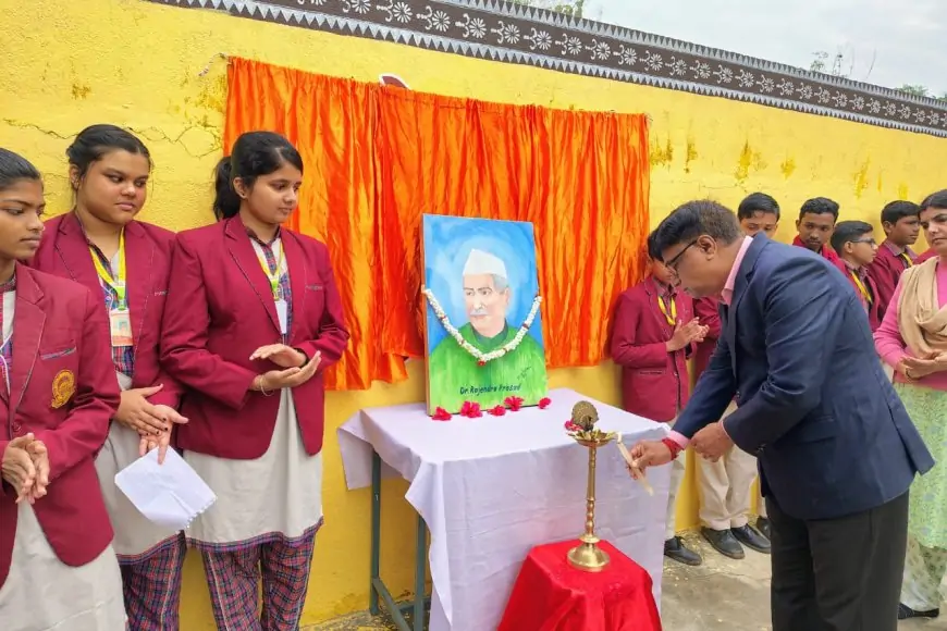 Baharagora School : टीपीएस डीएवी पब्लिक स्कूल में मनाई गई डॉ. राजेंद्र ...